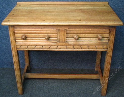 1920s Oak 2 Drawer Side Table - Antiques Atlas