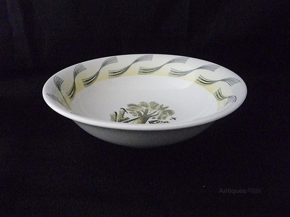 Antiques Atlas - Eric Ravilious 6 Inch Cereal Bowl For Wedgwood