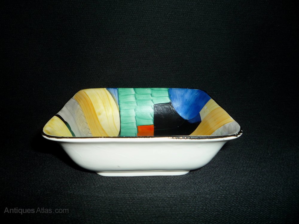 Antiques Atlas - Susie Cooper Grays Art Deco Cubist Dish as262a418 / 1395