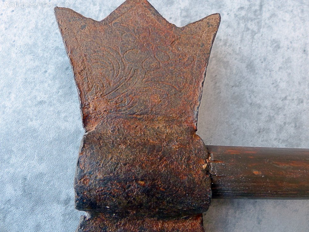Antiques Atlas - Indo Persian Tabar Battle Axe (Ref 40754) as1141a144 ...