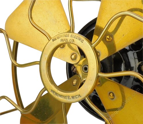 Antiques Atlas - 1915 8" Menominee Staghorn Oscillating Desk Fan as1011a203