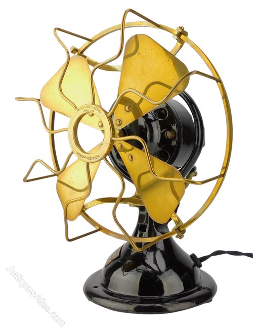 Antiques Atlas - 1915 8" Menominee Staghorn Oscillating Desk Fan as1011a203