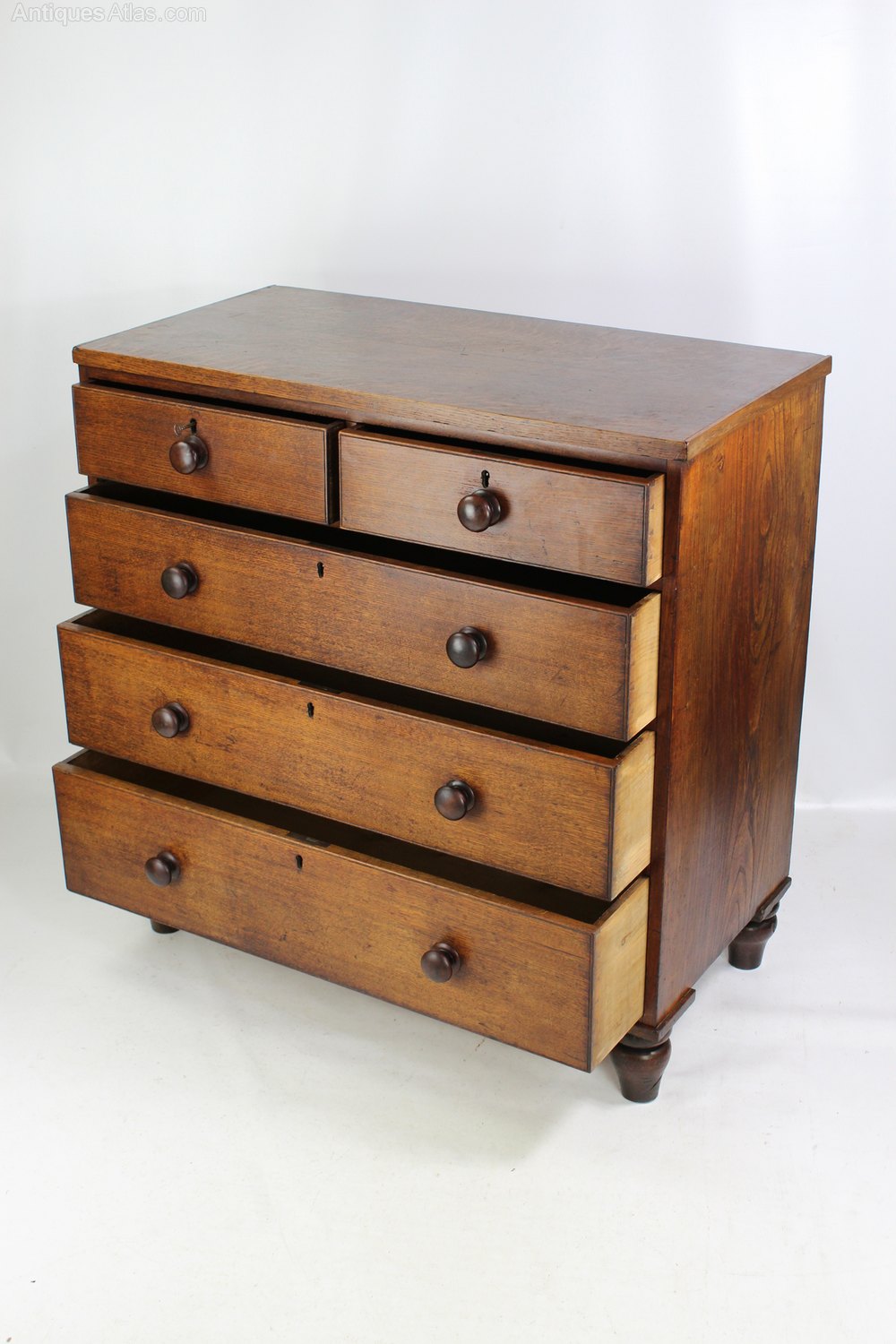 Antique Victorian Oak Chest Of Drawers - Antiques Atlas