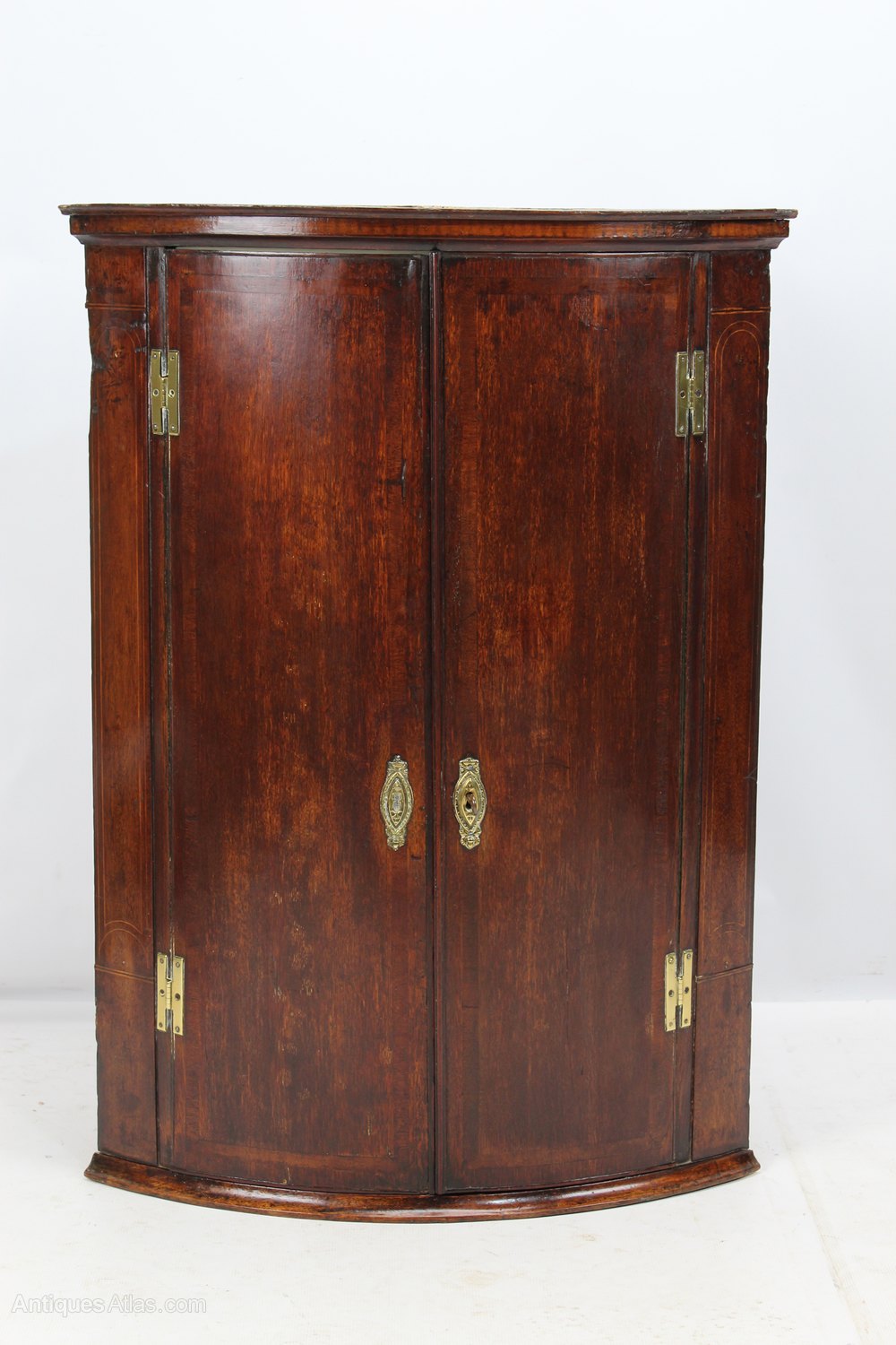 Georgian Oak Bow Front Corner Cupboard - Antiques Atlas