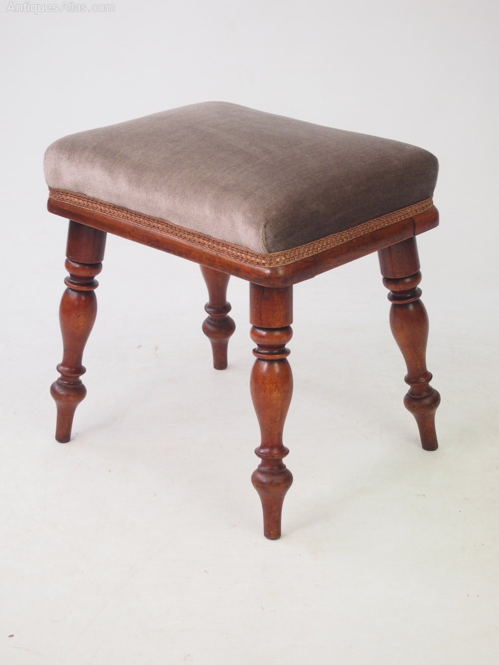 Small Antique Victorian Mahogany Footstool - Antiques Atlas