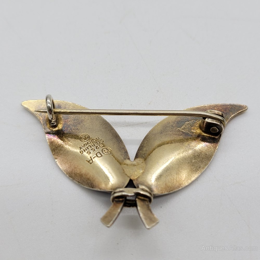 Antiques Atlas - David Andersen Norwegian Silver & Enamel Brooch