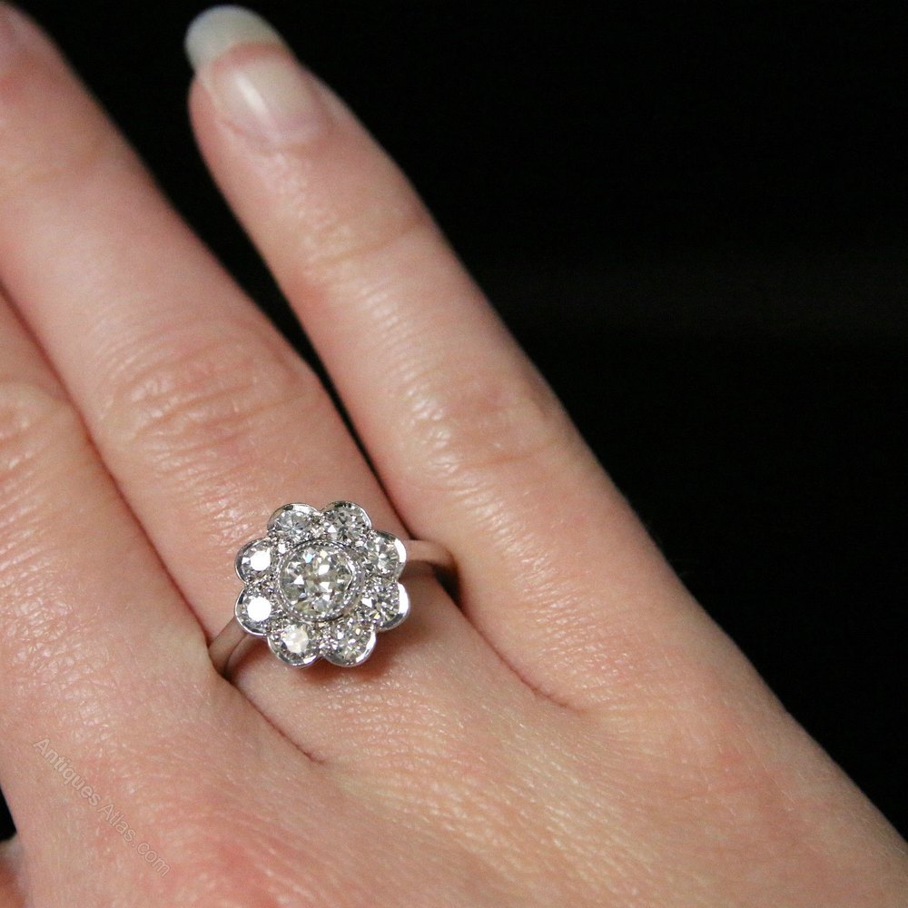 Antiques Atlas - Diamond Cluster Ring 1.80ct Of Diamond 18ct Gold