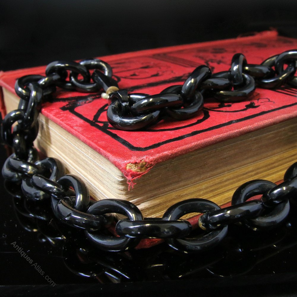 Antiques Atlas - Victorian Whitby Jet Necklace Circa 1860