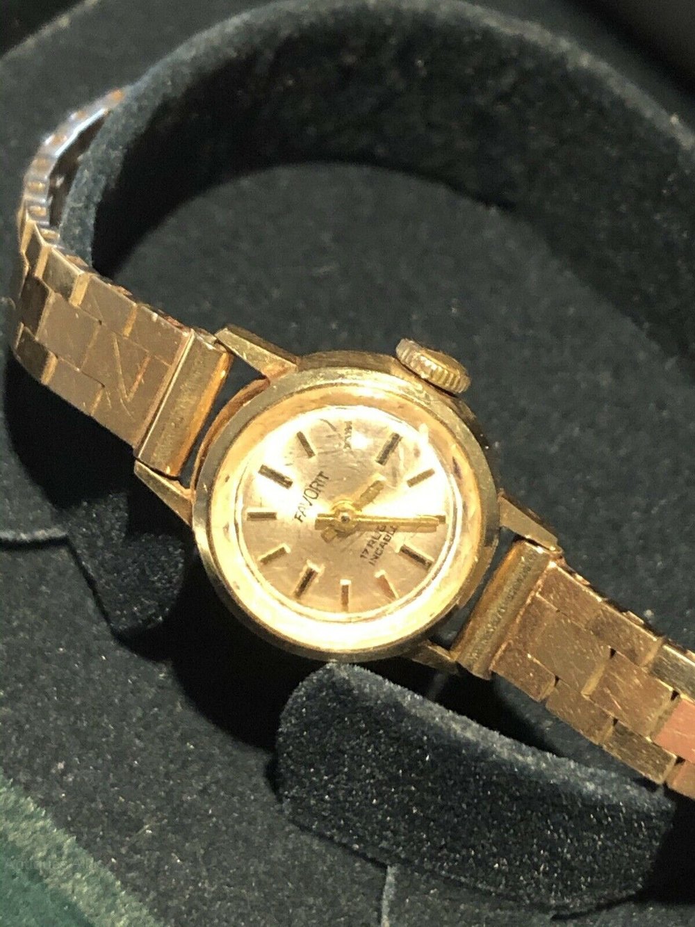 Antiques Atlas - Vintage 14ct Gold Favorit Ladies Watch Automatic