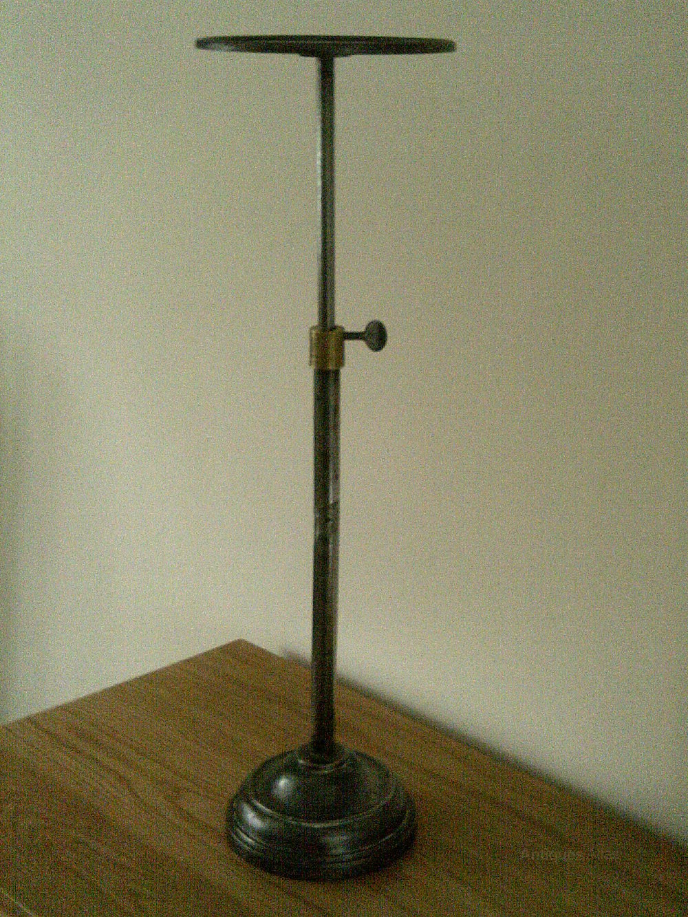 Cast Iron Milliner Telescopic Display Stand - Antiques Atlas