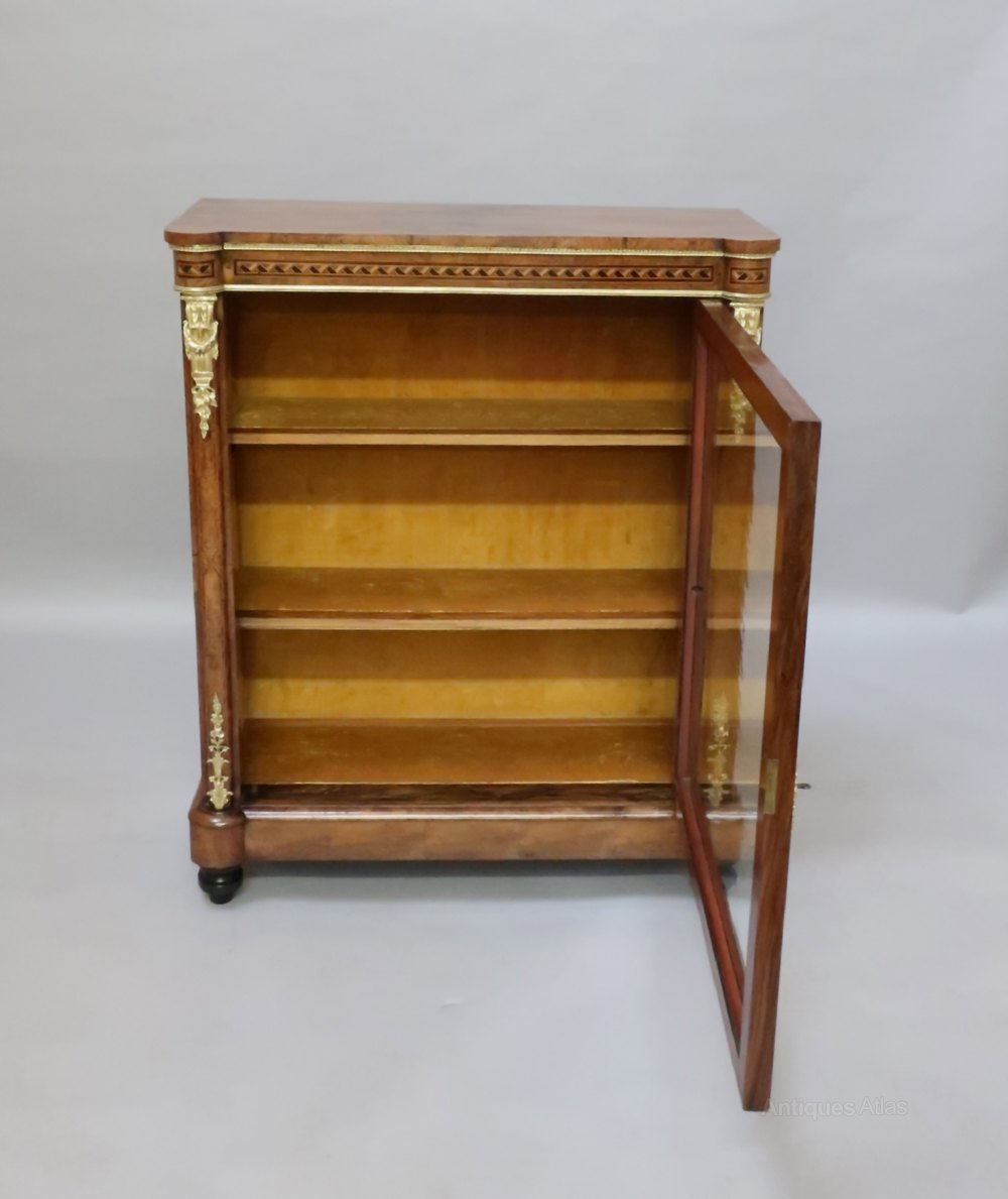 Victorian Figured Walnut Bookcase - Antiques Atlas