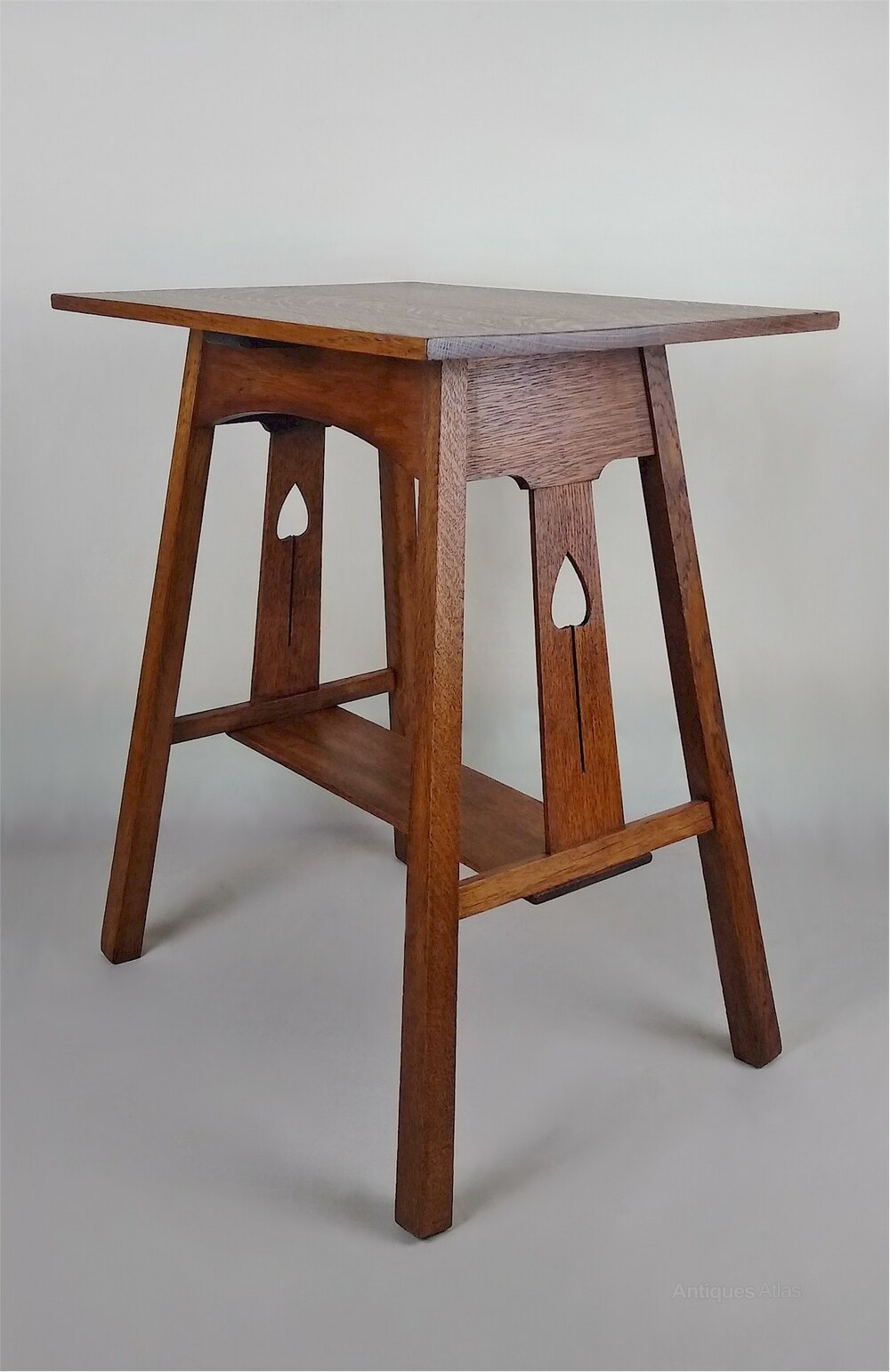 Arts And Crafts Side Table In Golden Oak as342a3929 / Spearytab MM ...