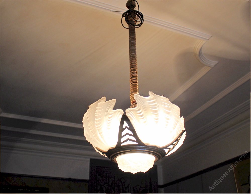 Antiques Atlas - Wonderful Art Deco Shell Ceiling Light
