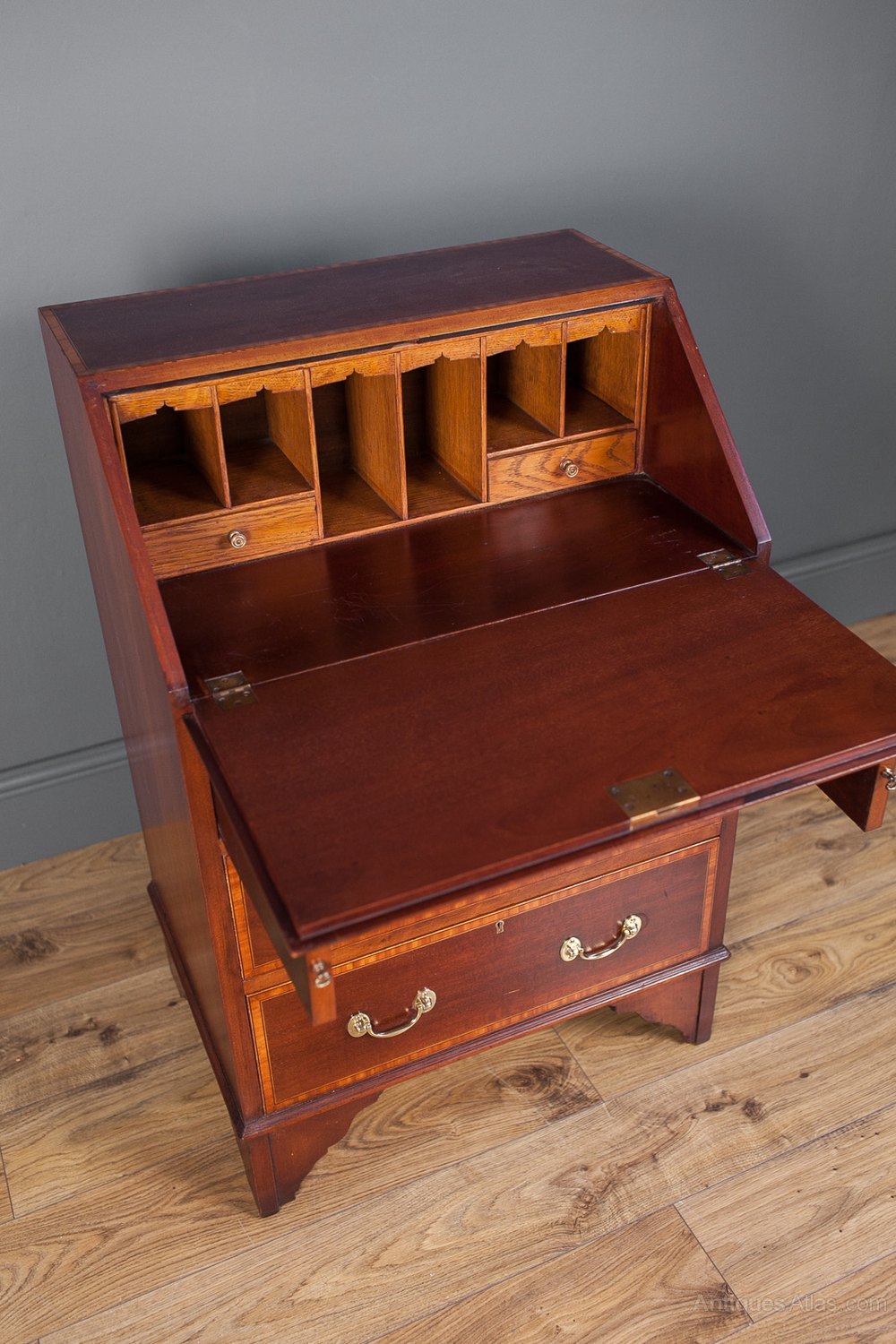 Edwardian Mahogany Bureau - Antiques Atlas