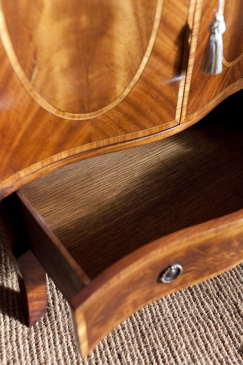 Antiques Atlas - Satinwood Banded Serpentine Cabinet.