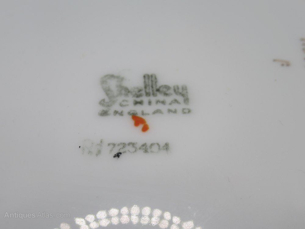 Antiques Atlas - Shelley Queen Anne Blue Iris Pattern Plate 1930