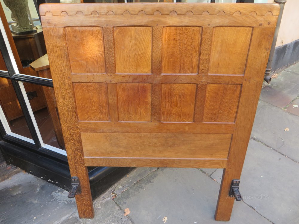 Robert Thompson (Mouseman) Bed. as1035a189 - Antiques Atlas