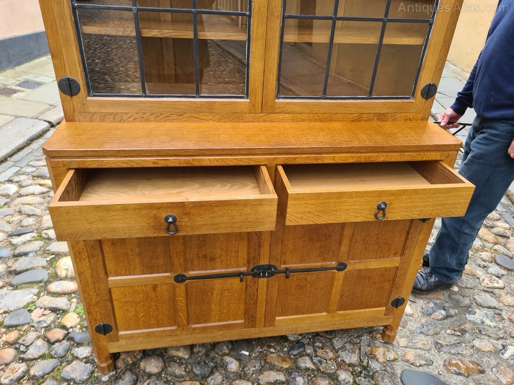 Antiques Atlas - Robert Thompson 'Mouseman' Oak Dresser/Bookcase as1035a074