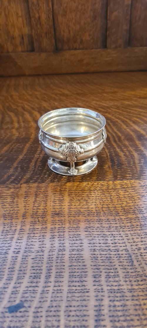 Antiques Atlas - Silver Bowl By Bernard Cuzner For William Hair Haseler ...