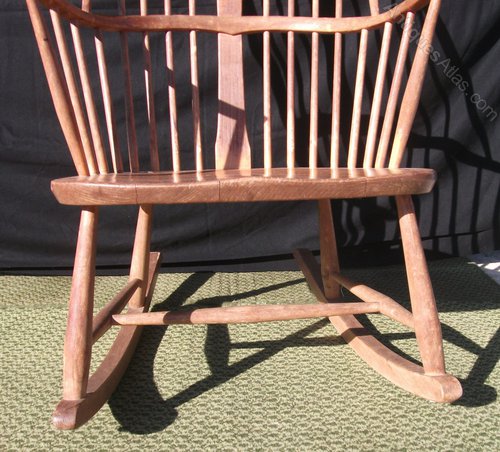 Antiques Atlas - Vintage Ercol Chairmakers Rocking Chair