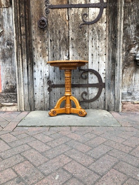 19th Century Oak Puginesque Octaganol Topped Table as983a656 / 10232 ...