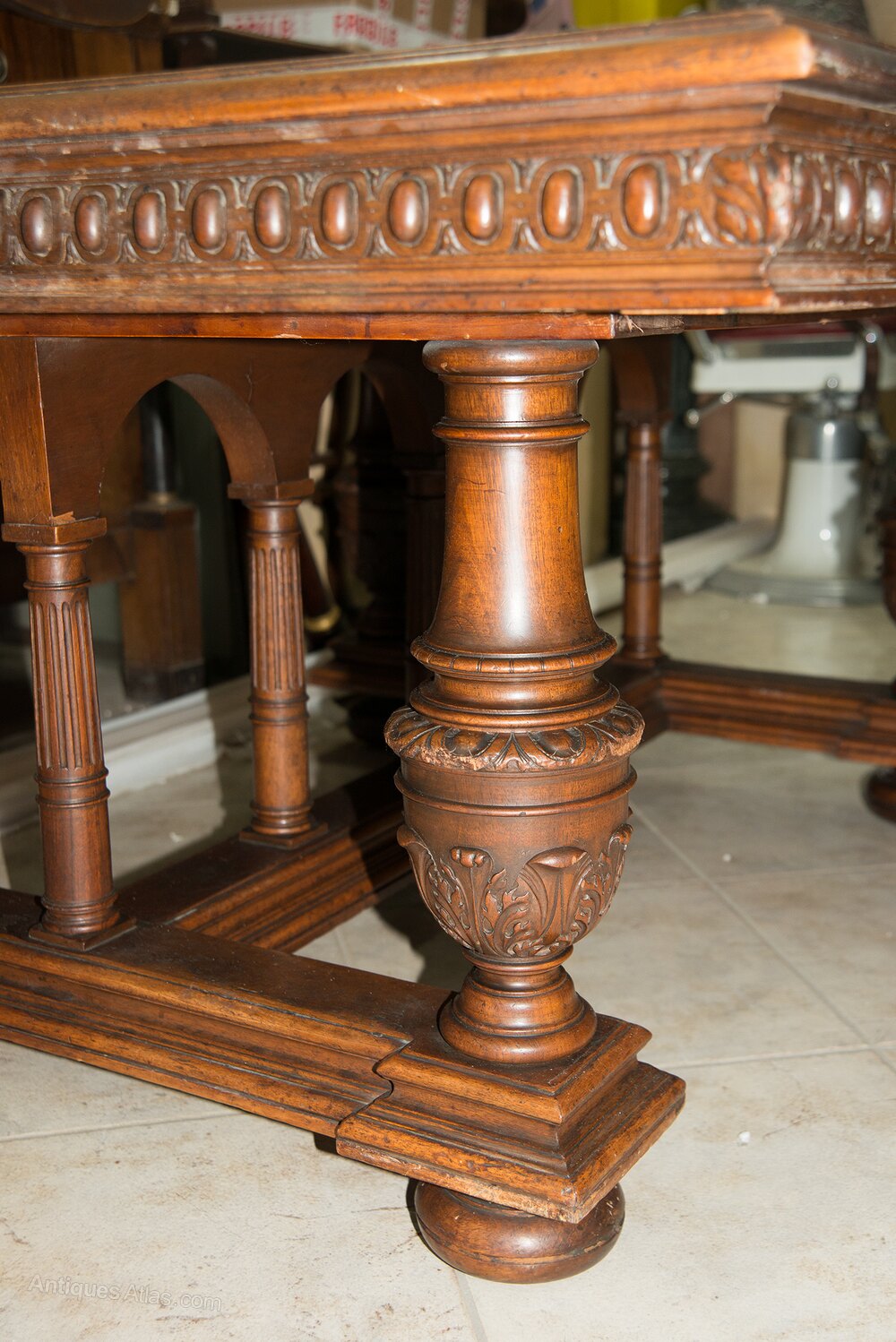 French Henry II Table In Solid Walnut. as906a1743 - Antiques Atlas