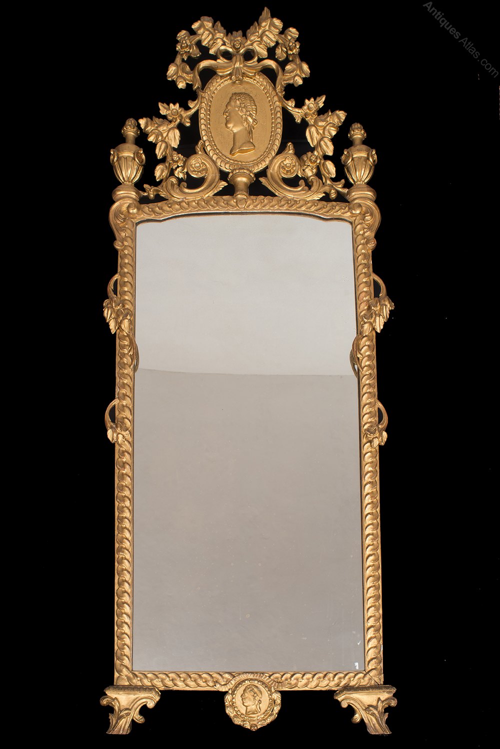 Antiques Atlas - Louis XVI Mirror In Gilded And Carved Wood. 18thC