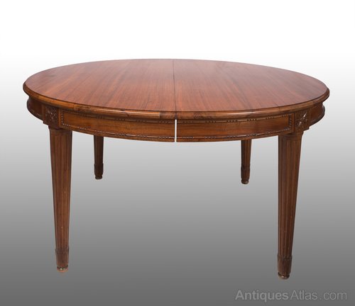 Napoleon III French Table In Solid Walnut. 19th C. - Antiques Atlas