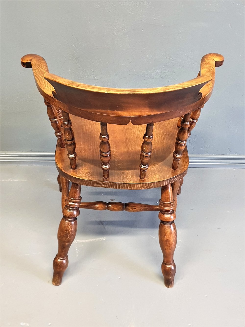 Captains / Smokers Chair - Antiques Atlas