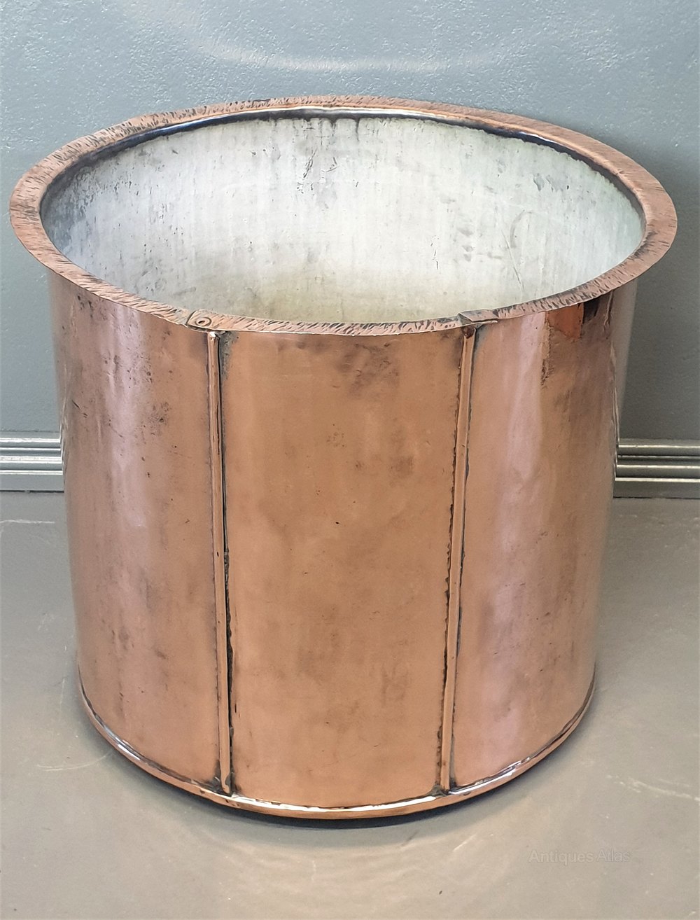 Antiques Atlas - Large Copper Log / Peat Bin