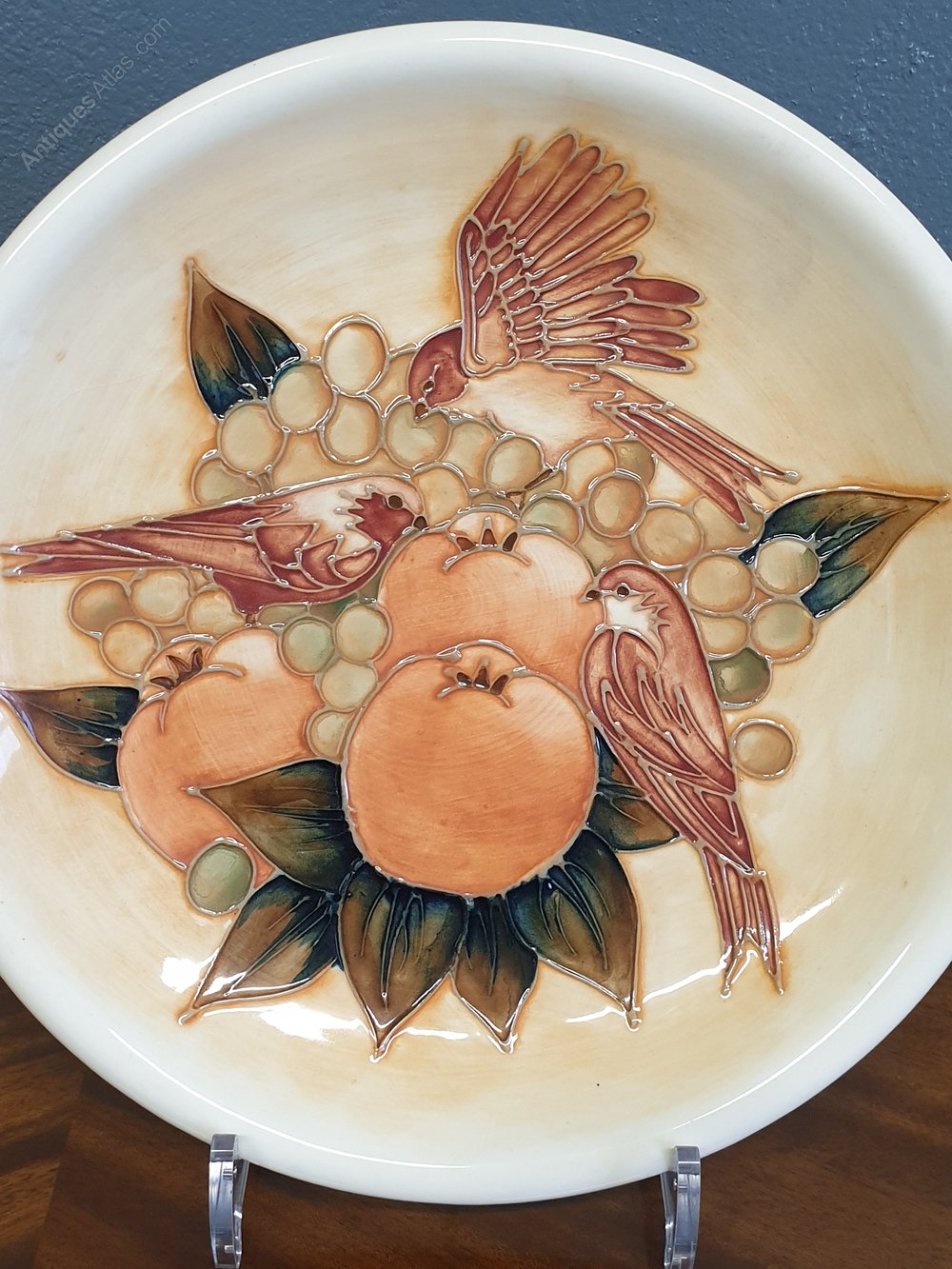 Antiques Atlas - Moorcroft Plate