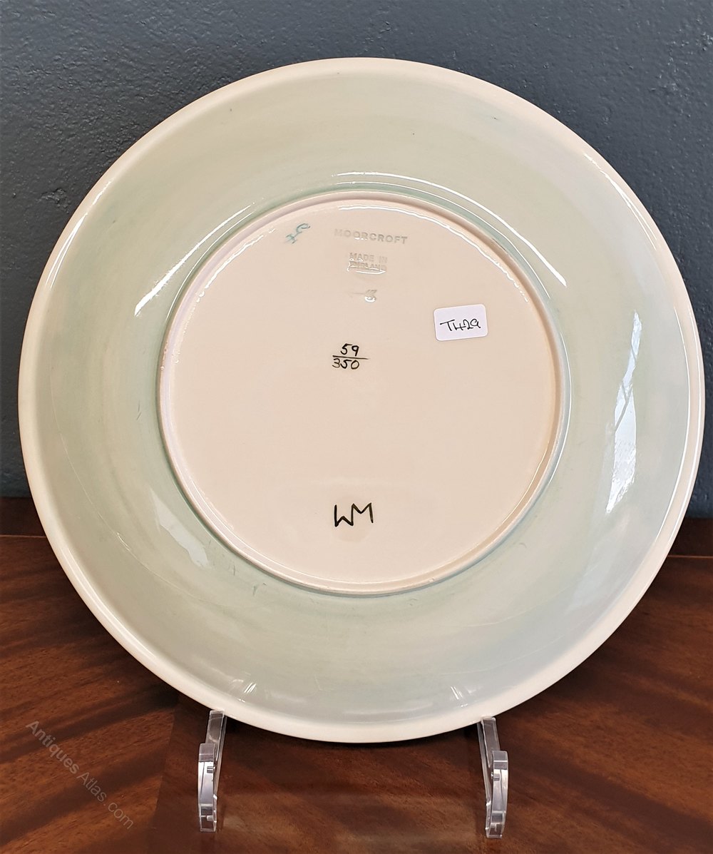 Antiques Atlas - Moorcroft Plate