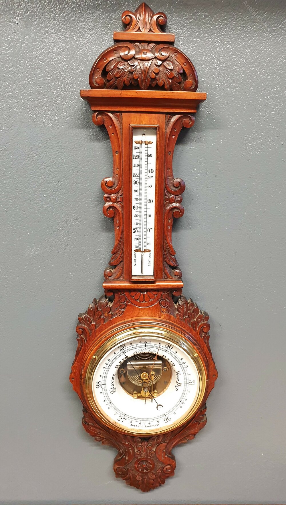 Antiques Atlas - Victorian Carved Oak Banjo Barometer.