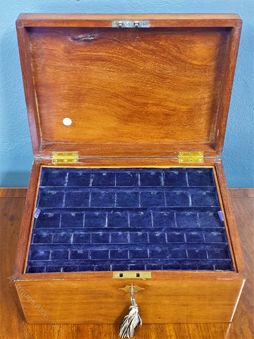 Antiques Atlas - Victorian Coin / Jewellery Box.