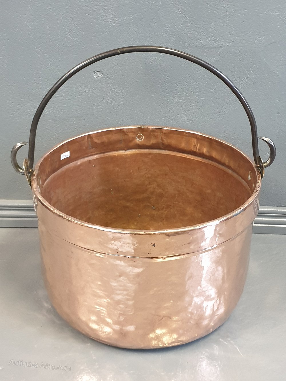 Antiques Atlas - Victorian Copper Peat / Log Bucket