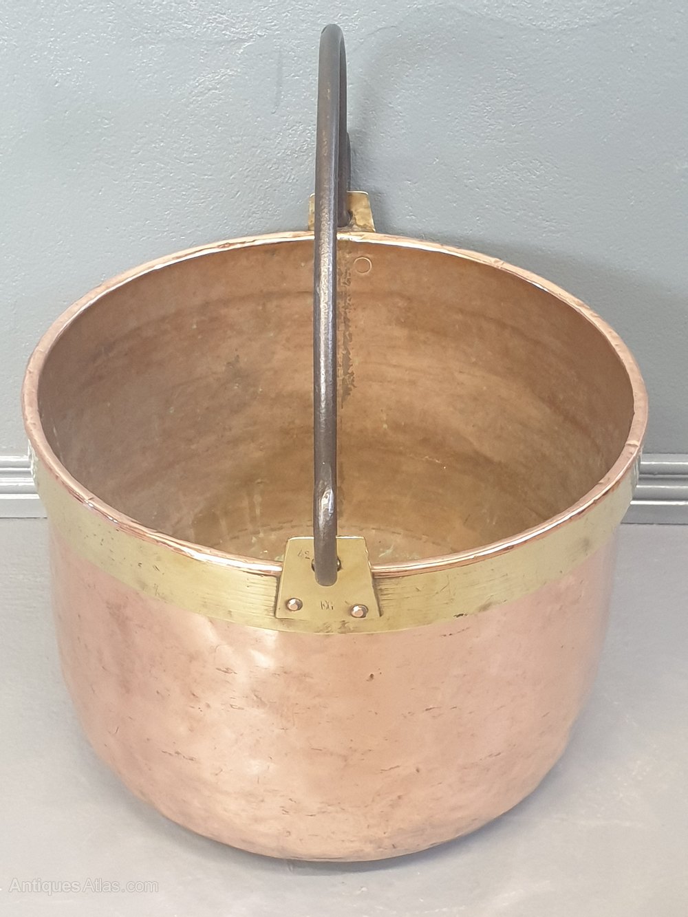 Antiques Atlas - Victorian Copper Peat / Log Bucket