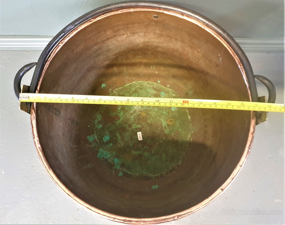 Antiques Atlas - Victorian Copper Peat / Log Bucket