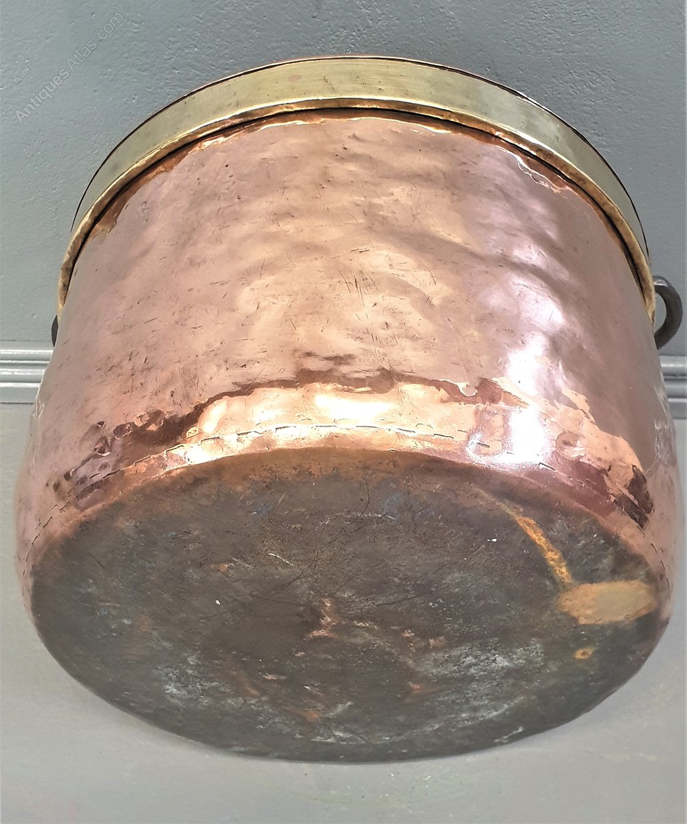 Antiques Atlas - Victorian Copper Peat / Log Bucket