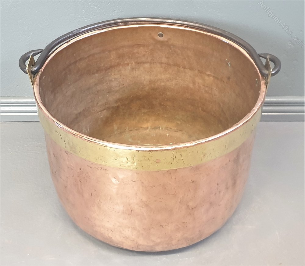 Antiques Atlas - Victorian Copper Peat / Log Bucket