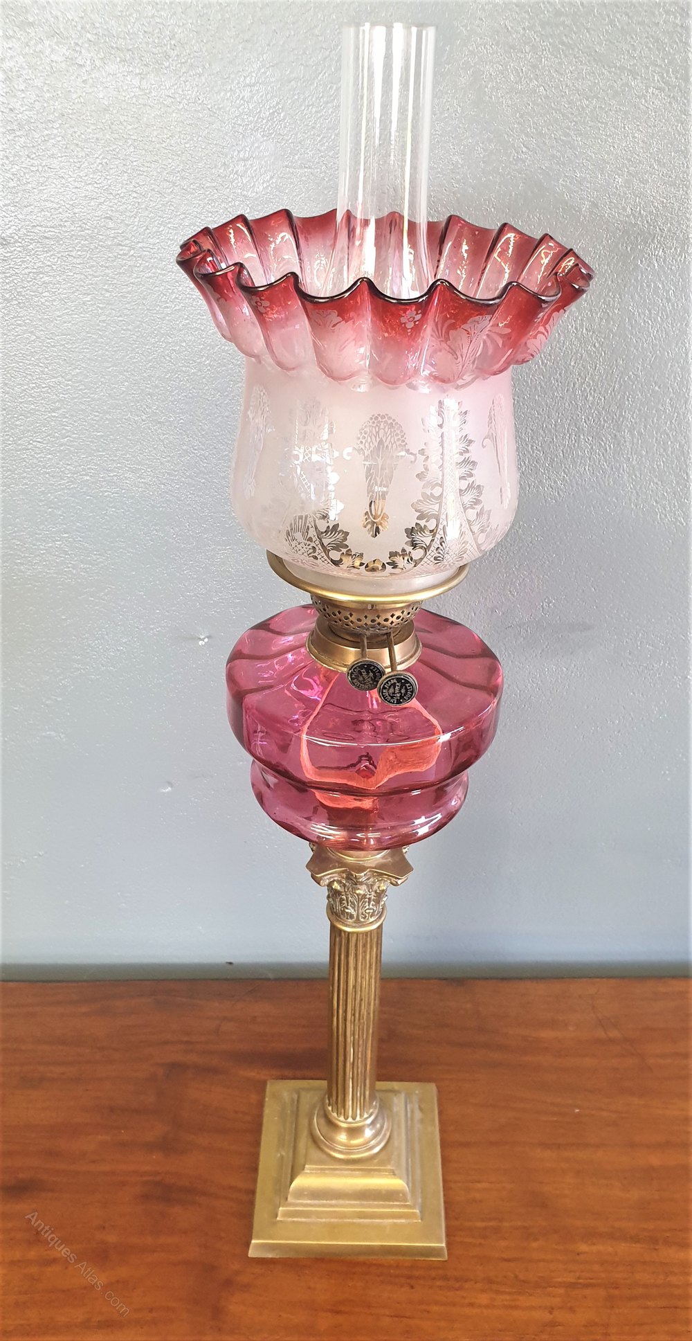 Antiques Atlas - Victorian Ruby Glass Oil Lamp as619a686 / S 199