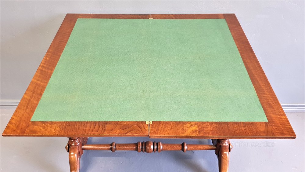 Victorian Walnut Card Table - Antiques Atlas