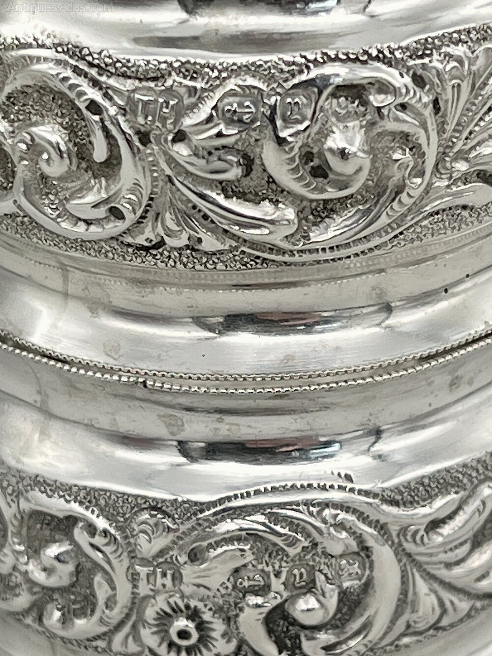 Antiques Atlas - 2 X Victorian Silver Napkin Rings, Tm. Hayes, 1898 ...