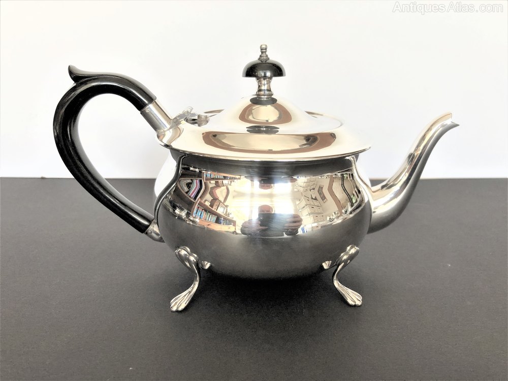 Antiques Atlas - Vintage Silver Plate Cased Tea Set, Yeoman Plate