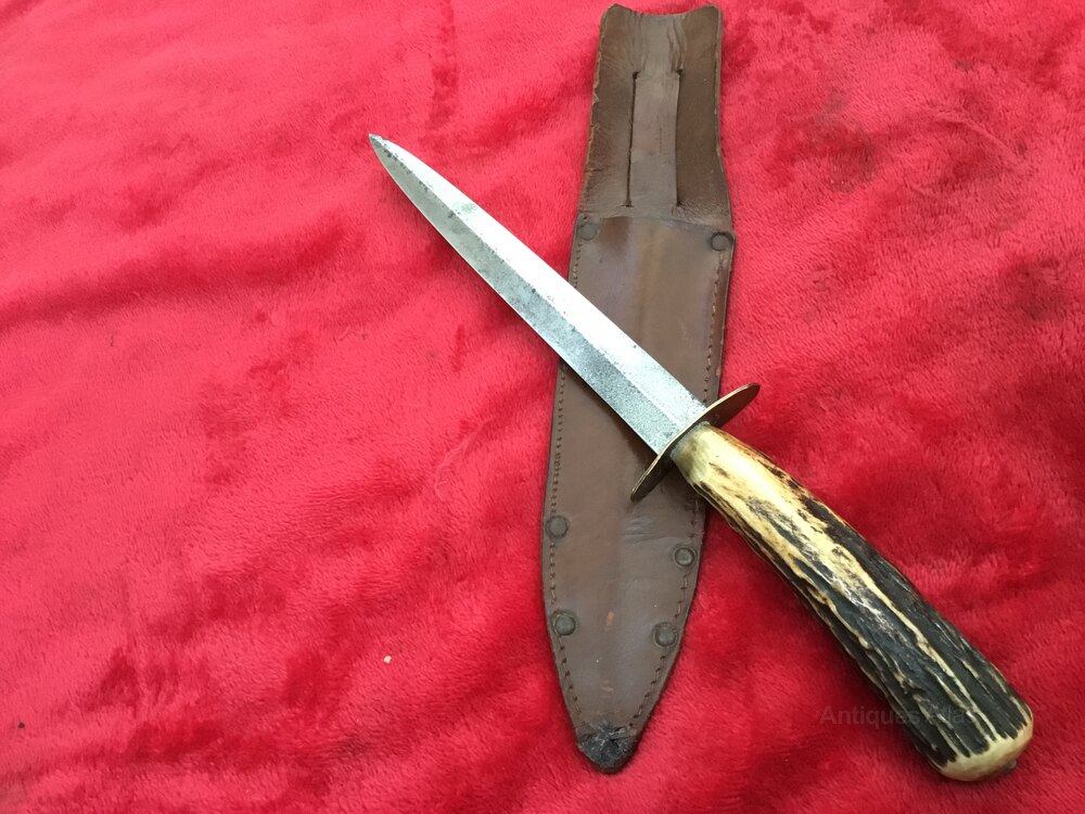 Antiques Atlas - Stag Handled Dagger With A Commando Knife Blade as1017a499