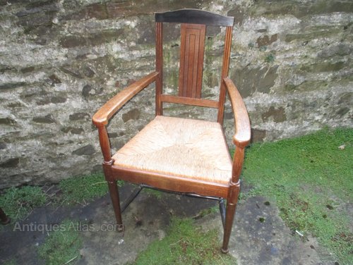 Arts And Crafts Elbow Cair as886a021 / AA22 - Antiques Atlas