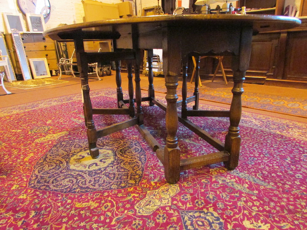 Antiques Atlas - Wake Table.