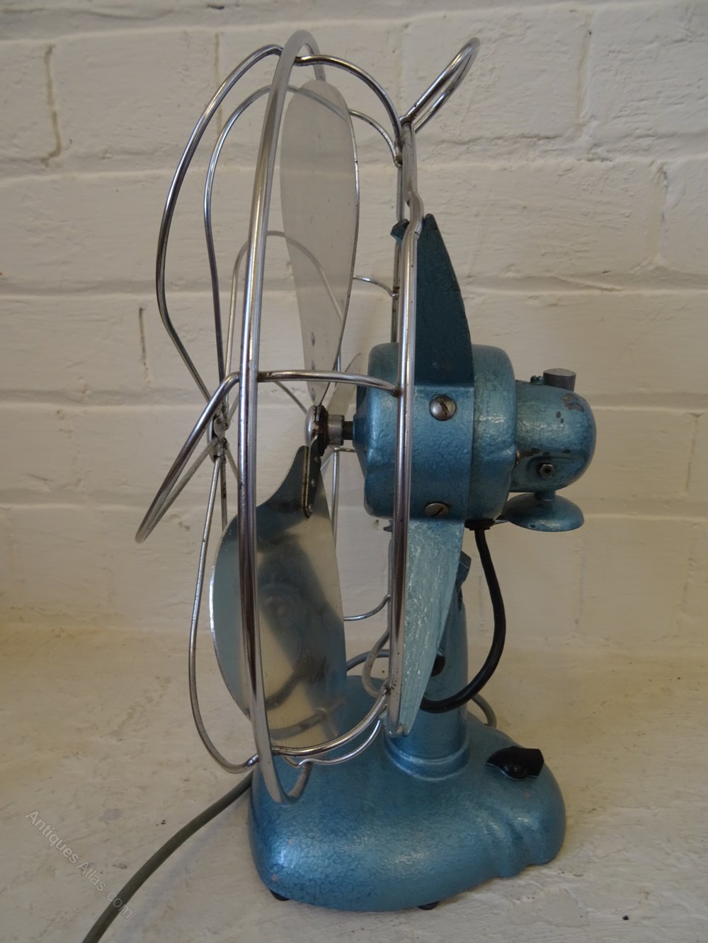 Antiques Atlas - Vintage 1940's Electric Metal Fan By Frost. ac058a1337
