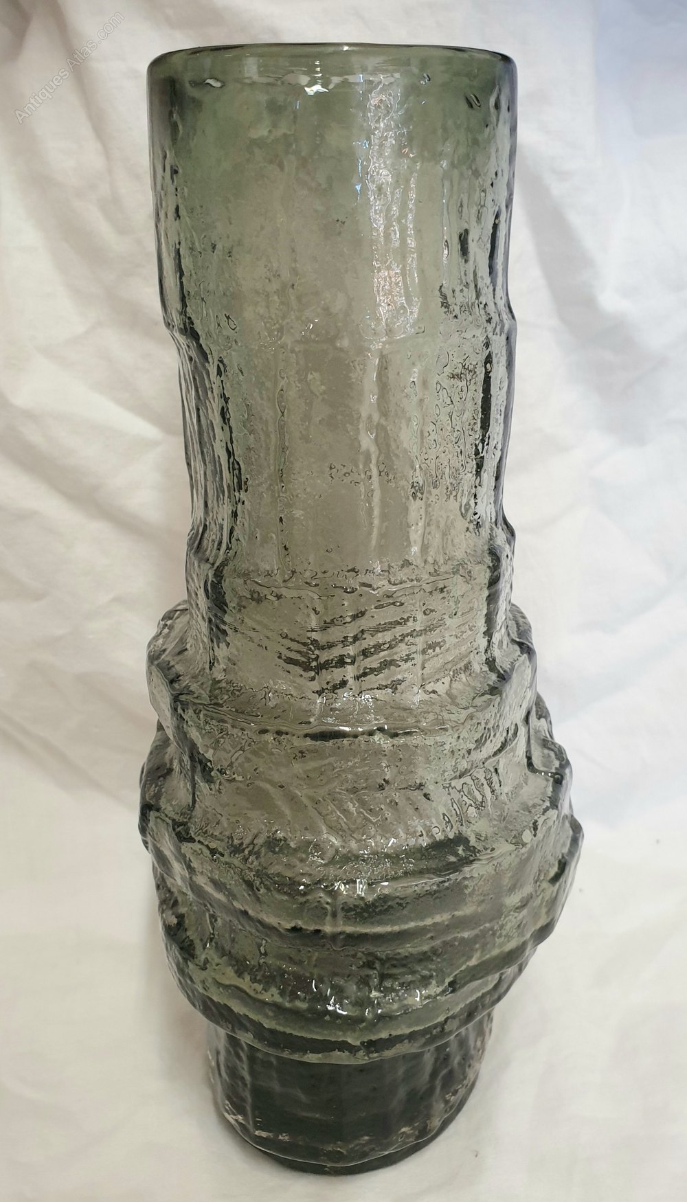 Antiques Atlas - Vintage Whitefriars Willow Glass Hoop Vase