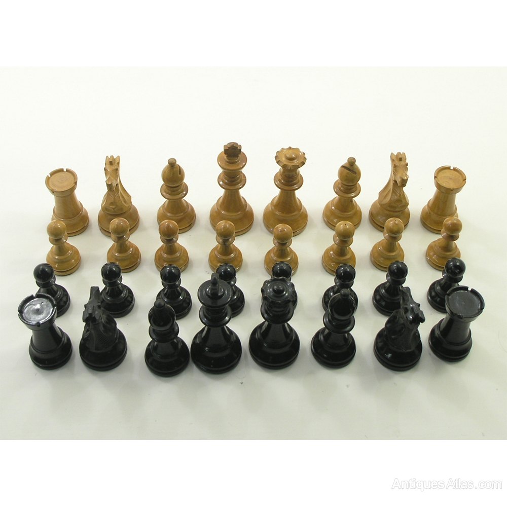 Antiques Atlas - Edwardian Boxed Staunton Type Chess Set.