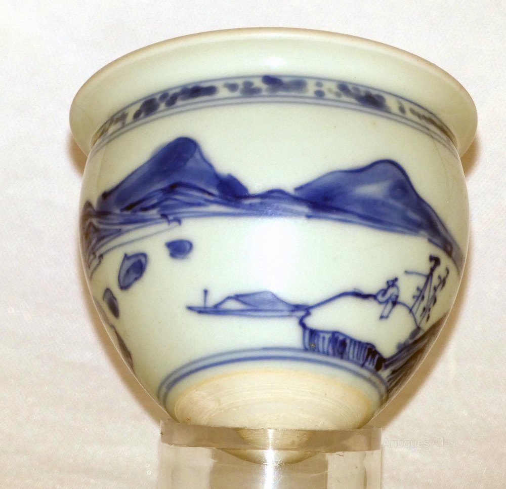 Antiques Atlas - Transitional Blue And White Conical Cup